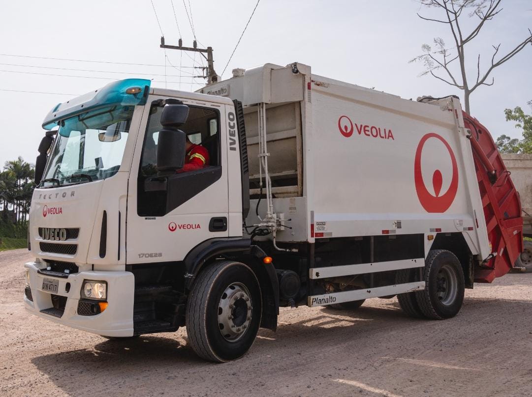 Veolia amplia coleta de lixo durante a alta temporada de verão em ...